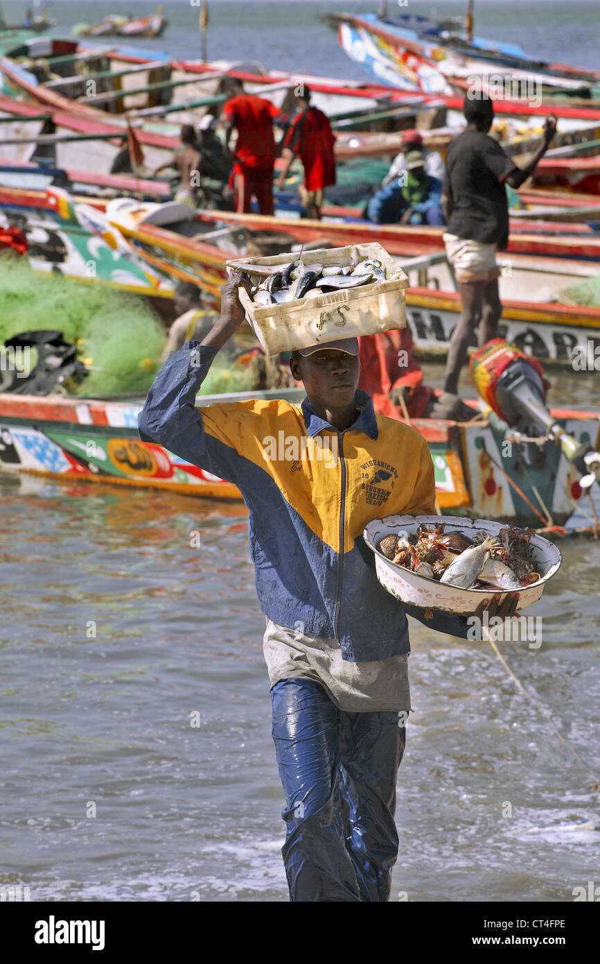 African fishing ports hi-res stock photography and images - Alamy