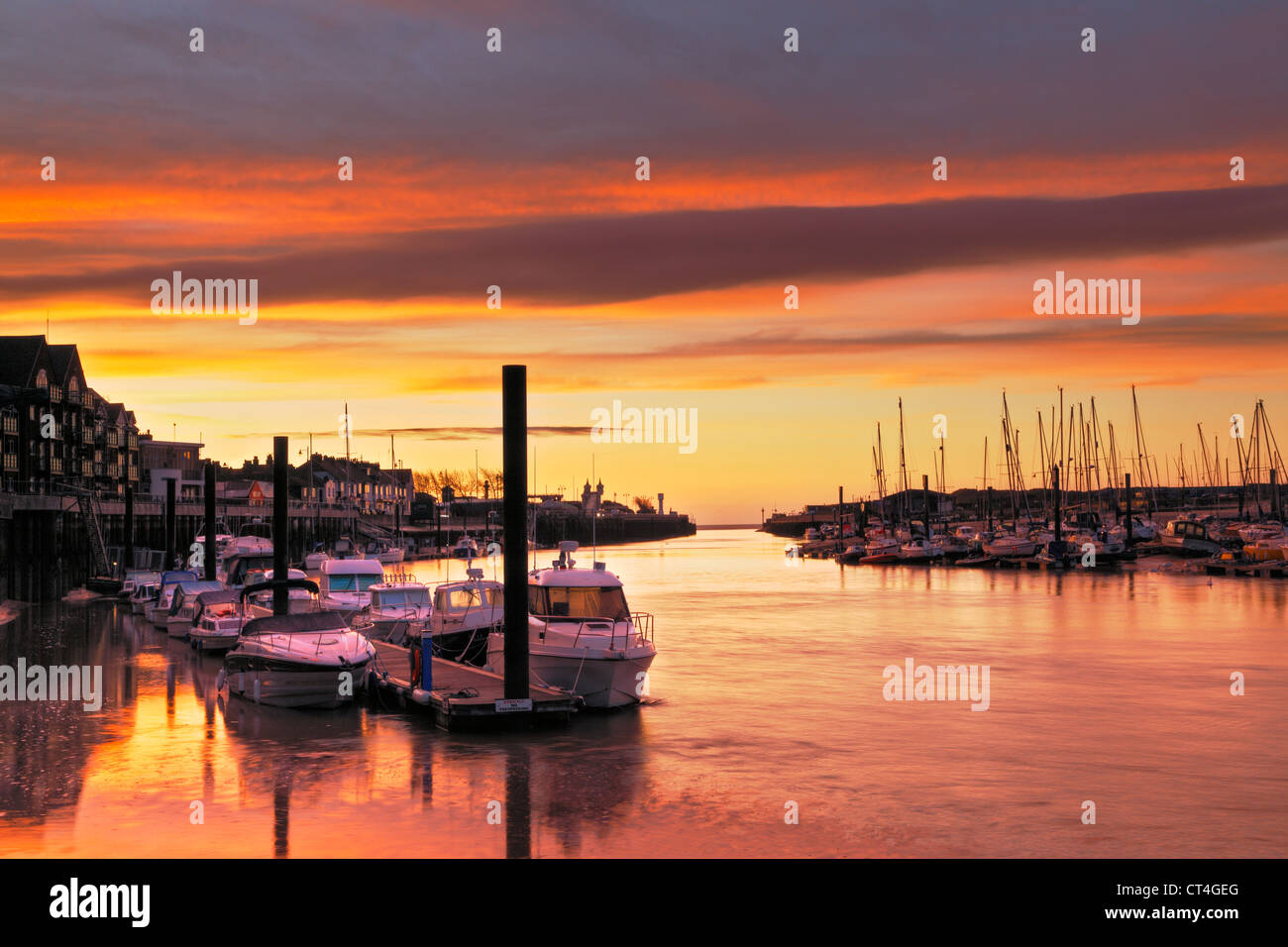 Littlehampton hi-res stock photography and images - Alamy