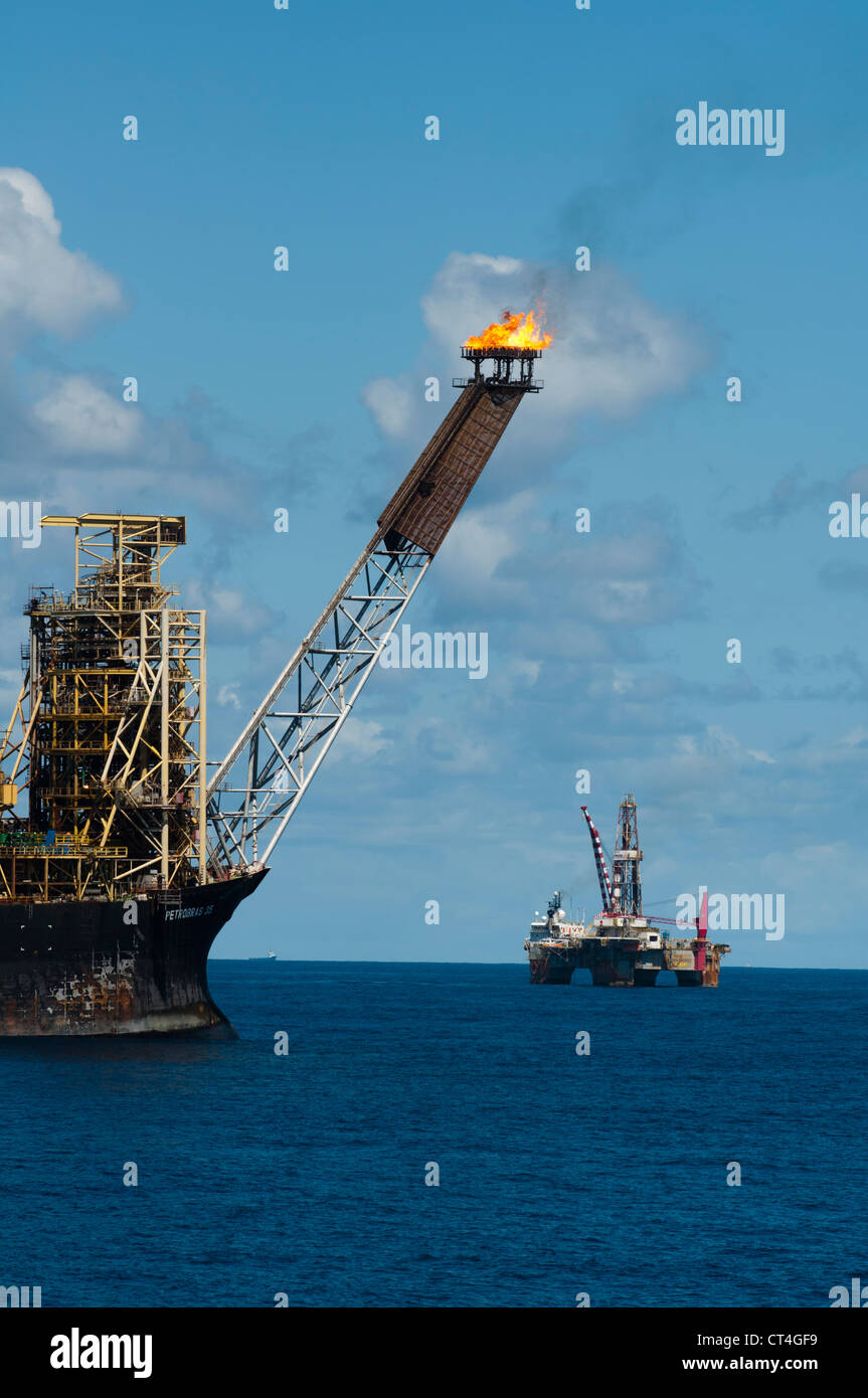 FPSO oil rig P35, offshore Rio de Janeiro State, working for Petrobras ...