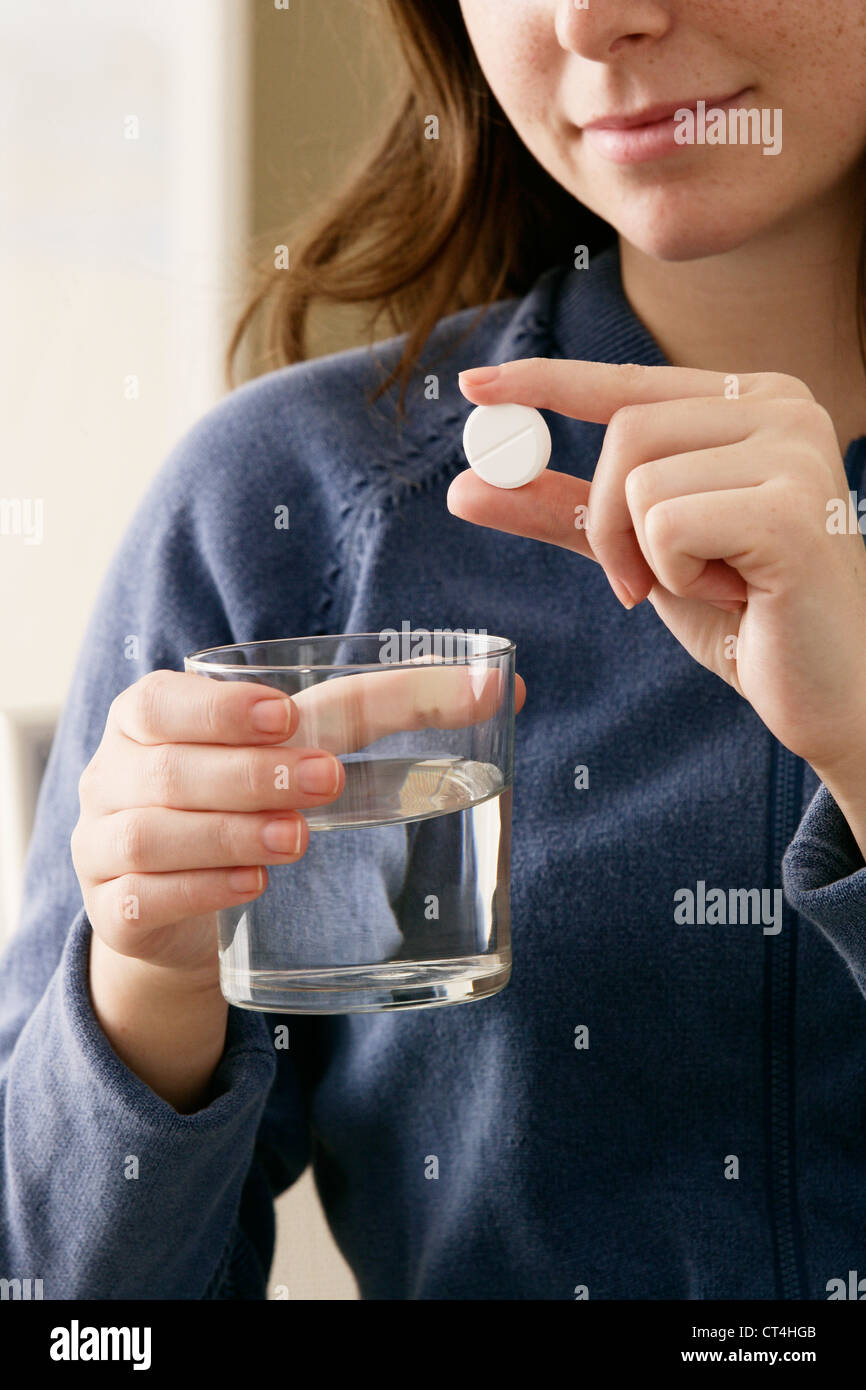 AN EFFERVESCENT TABLET Stock Photo - Alamy