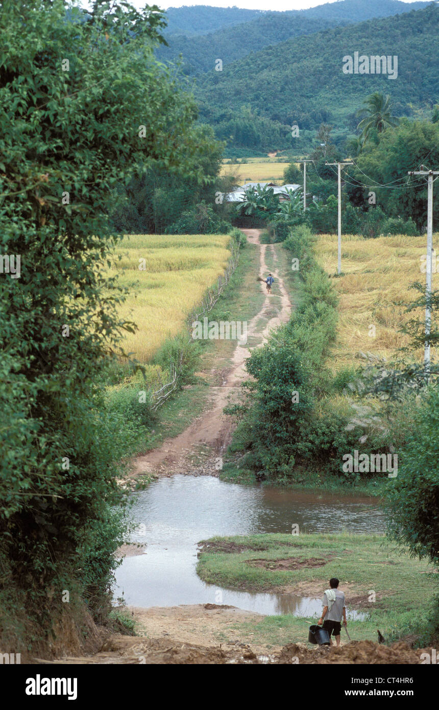 Human rivers and floods hi-res stock photography and images - Alamy
