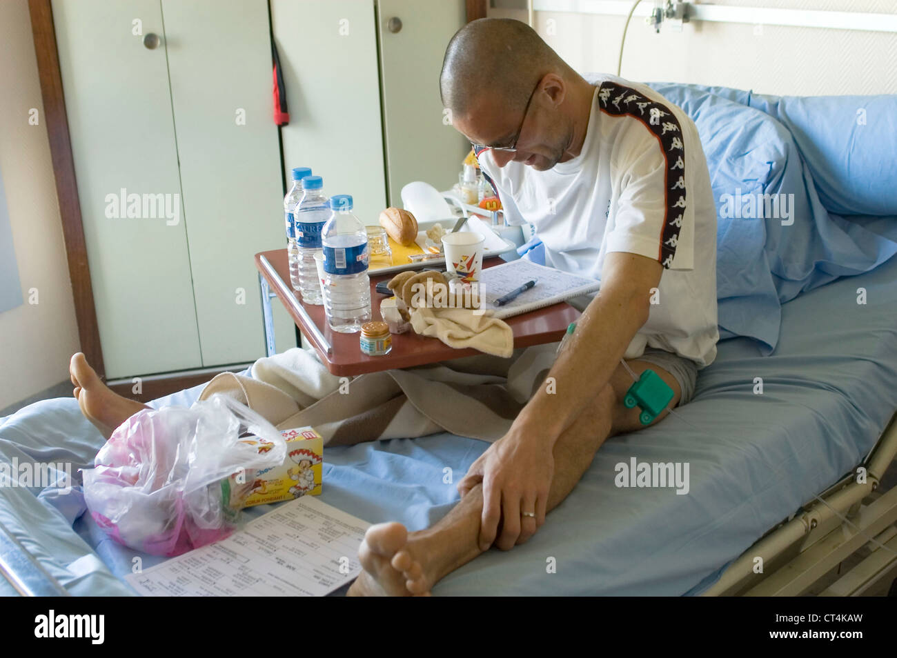 Testicular cancer man hi-res stock photography and images - Alamy