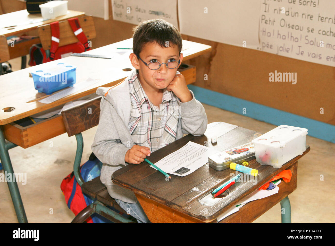 Lonesome schoolchild hi-res stock photography and images - Alamy