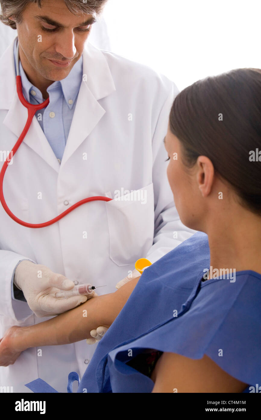 BLOOD SPECIMEN IN A WOMAN Stock Photo - Alamy