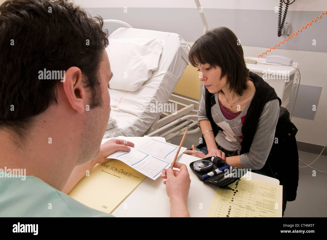 DIABETIC WOMAN IN HOSPITAL Stock Photo - Alamy