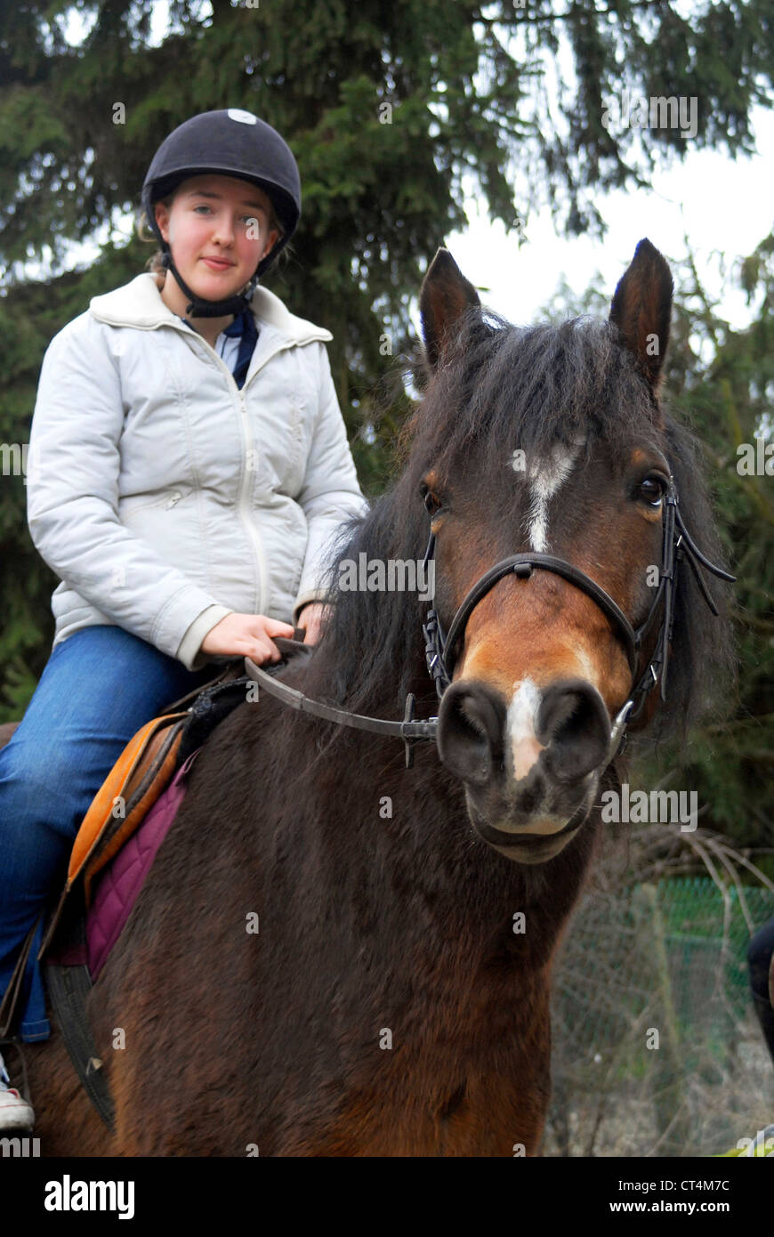 13 18 years horse riding hi-res stock photography and images - Alamy