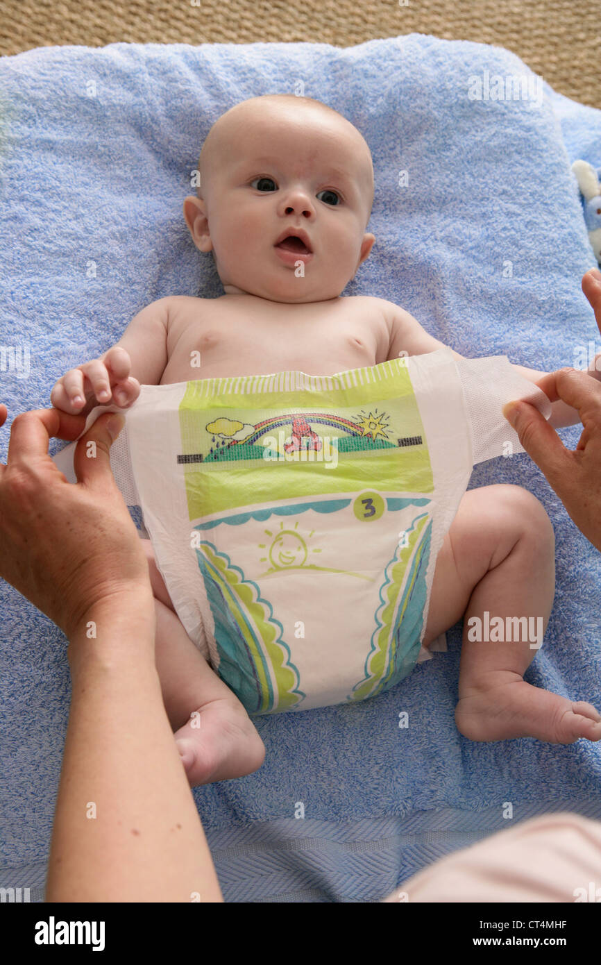 3 year old diaper change hi-res stock photography and images - Alamy