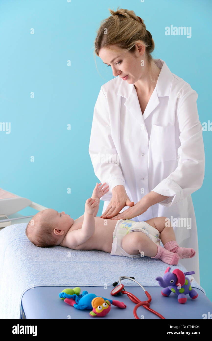 ABDOMEN SEMIOLOGY INFANT Stock Photo - Alamy