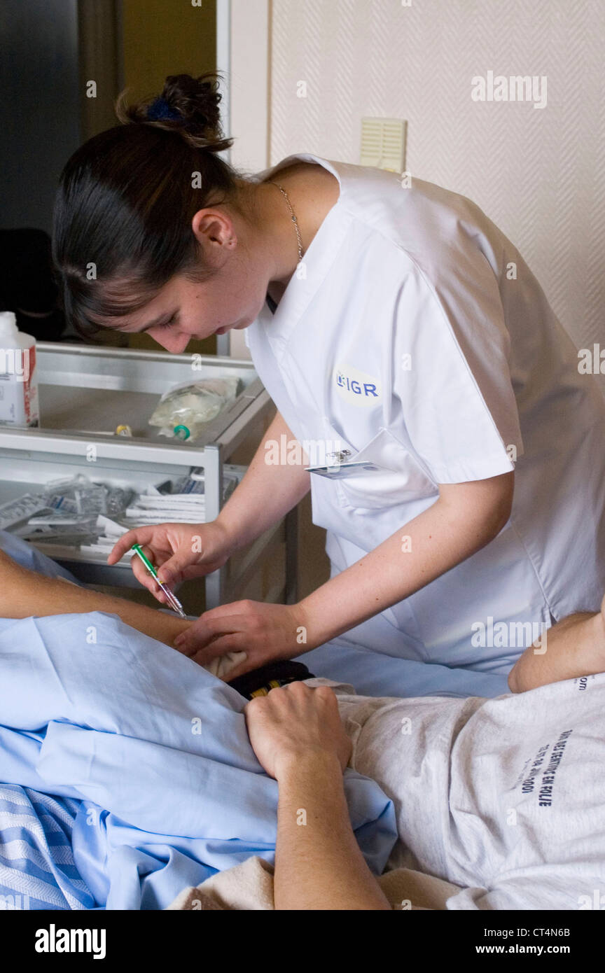 Cancer ridden hi-res stock photography and images - Alamy