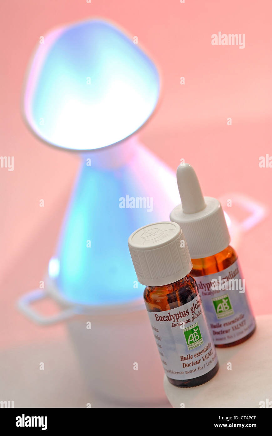 Inhalers and pharmacist hi-res stock photography and images - Alamy