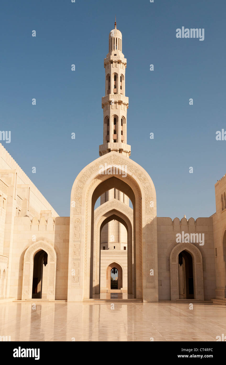 Elk207-1267v Oman, Muscat, Al Ghubrah, Sultan Qaboos Grand Mosque ...