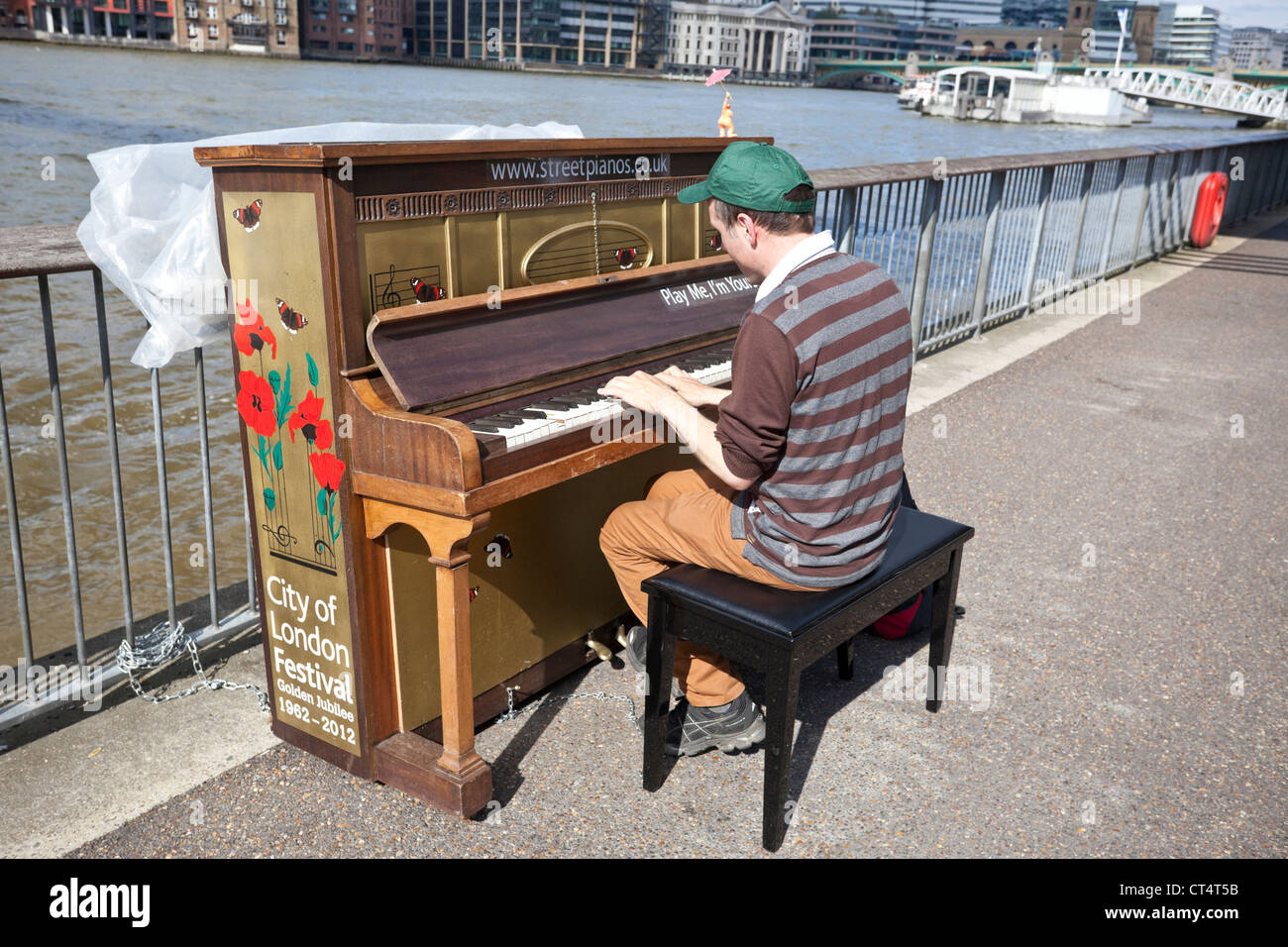 Male Busker High Resolution Stock Photography and Images - Alamy