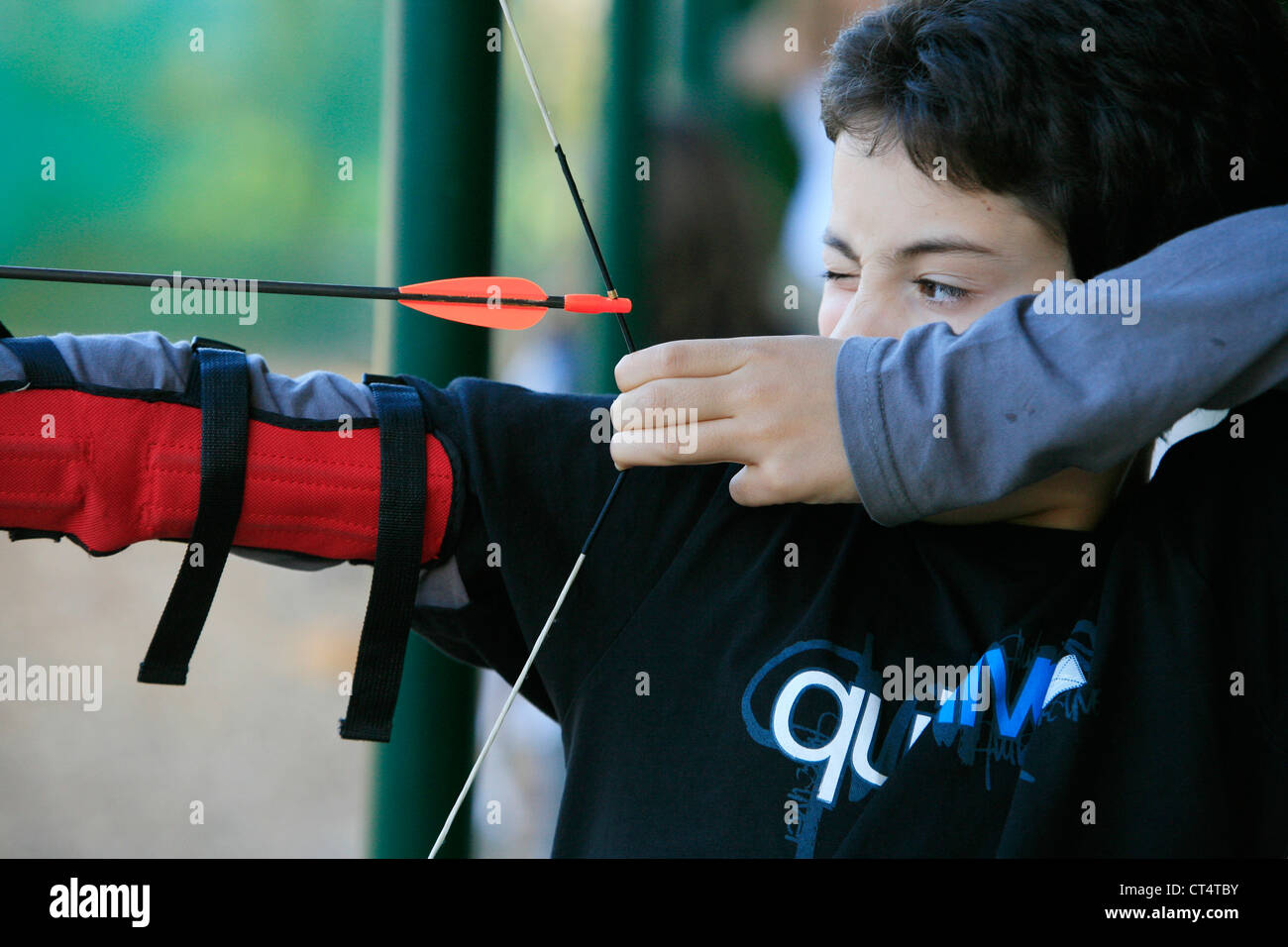 Boy child children archery bow hi-res stock photography and images - Alamy