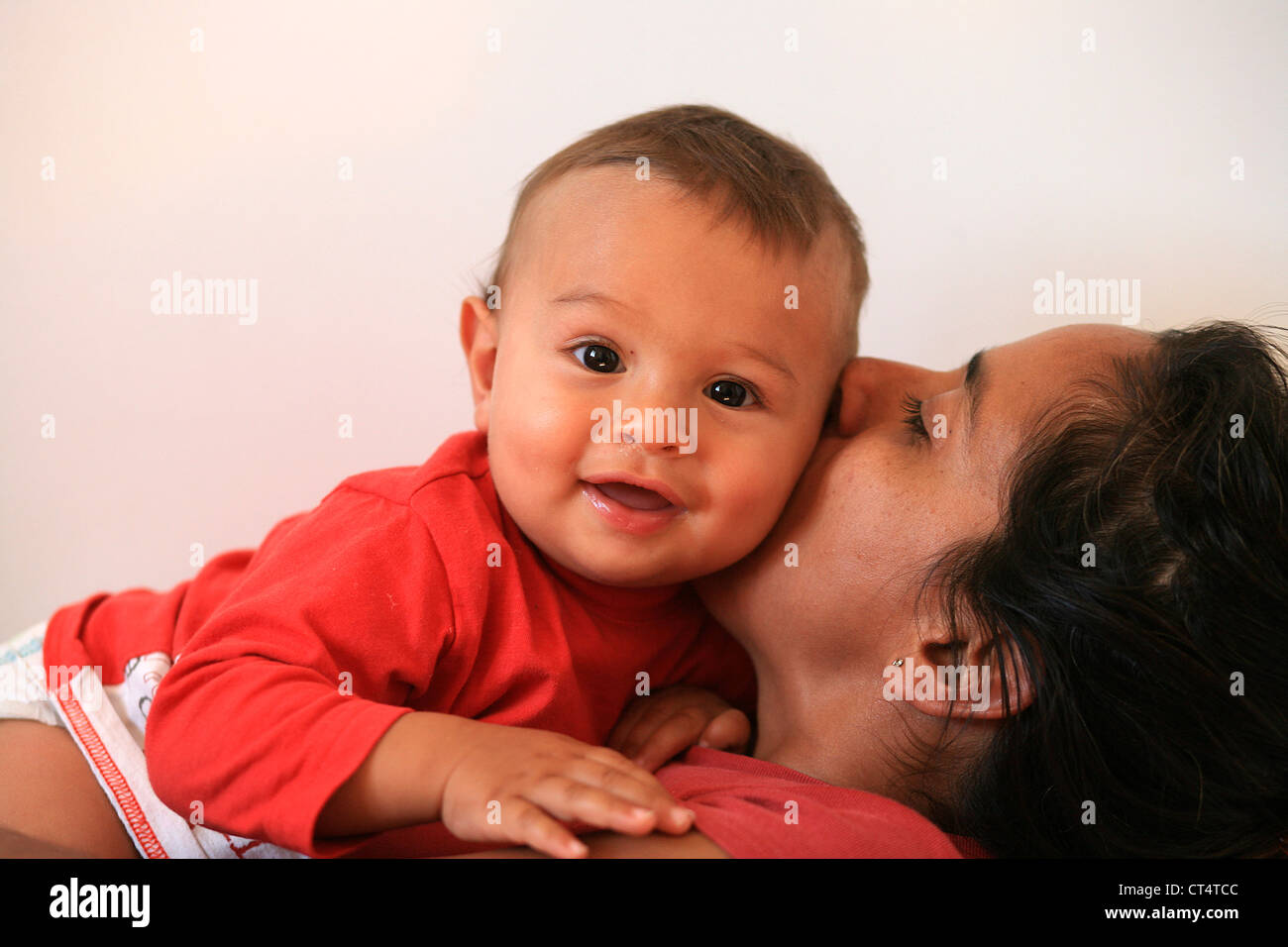 MOTHER & CHILD Stock Photo - Alamy