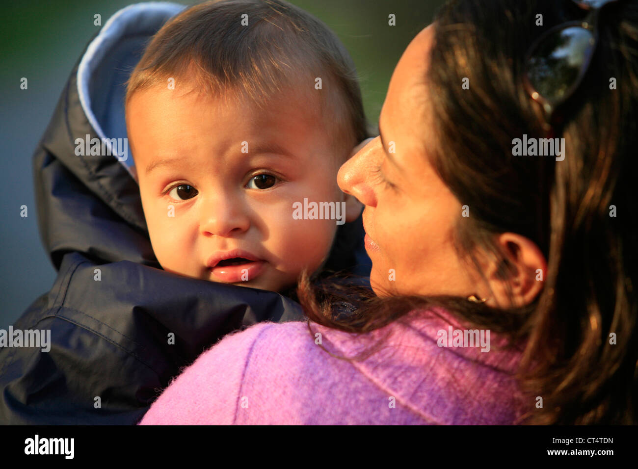 MOTHER & CHILD Stock Photo - Alamy