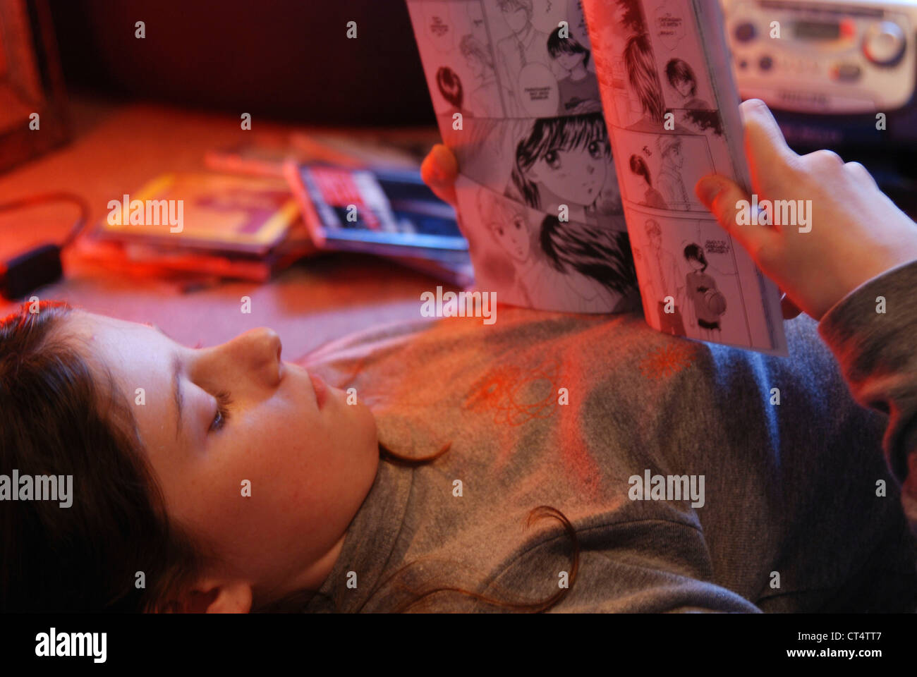 Teenagers reading comic books hi-res stock photography and images - Alamy