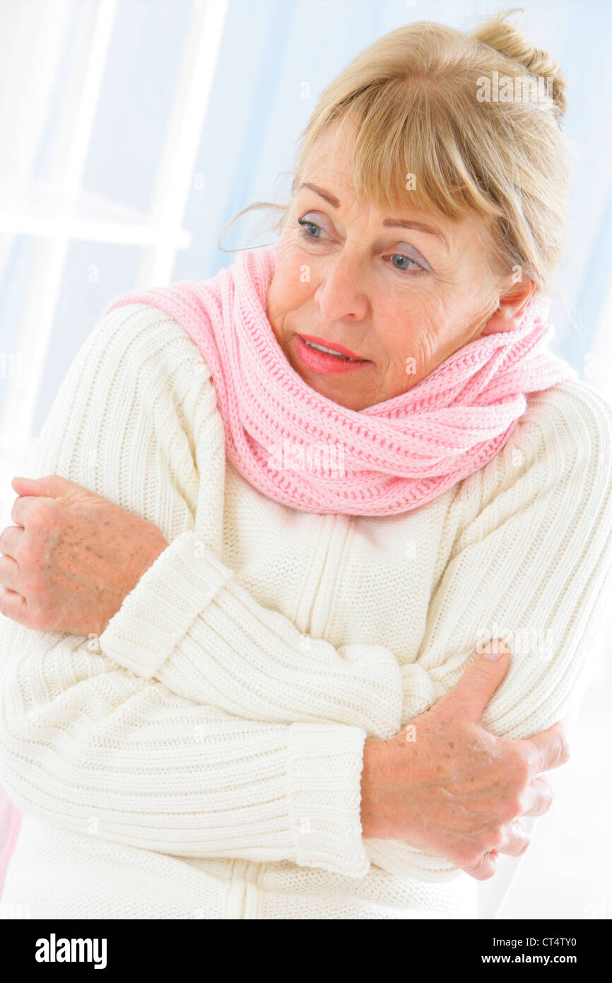 COLD, ELDERLY PERSON Stock Photo - Alamy