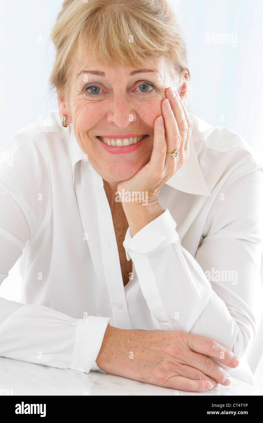 PORTRAIT WOMAN IN 50S Stock Photo - Alamy