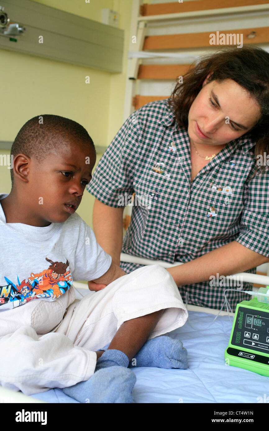 CHILD HOSPITAL PATIENT Stock Photo - Alamy