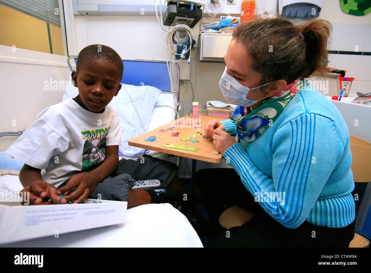 CHILD HOSPITAL PATIENT Stock Photo - Alamy