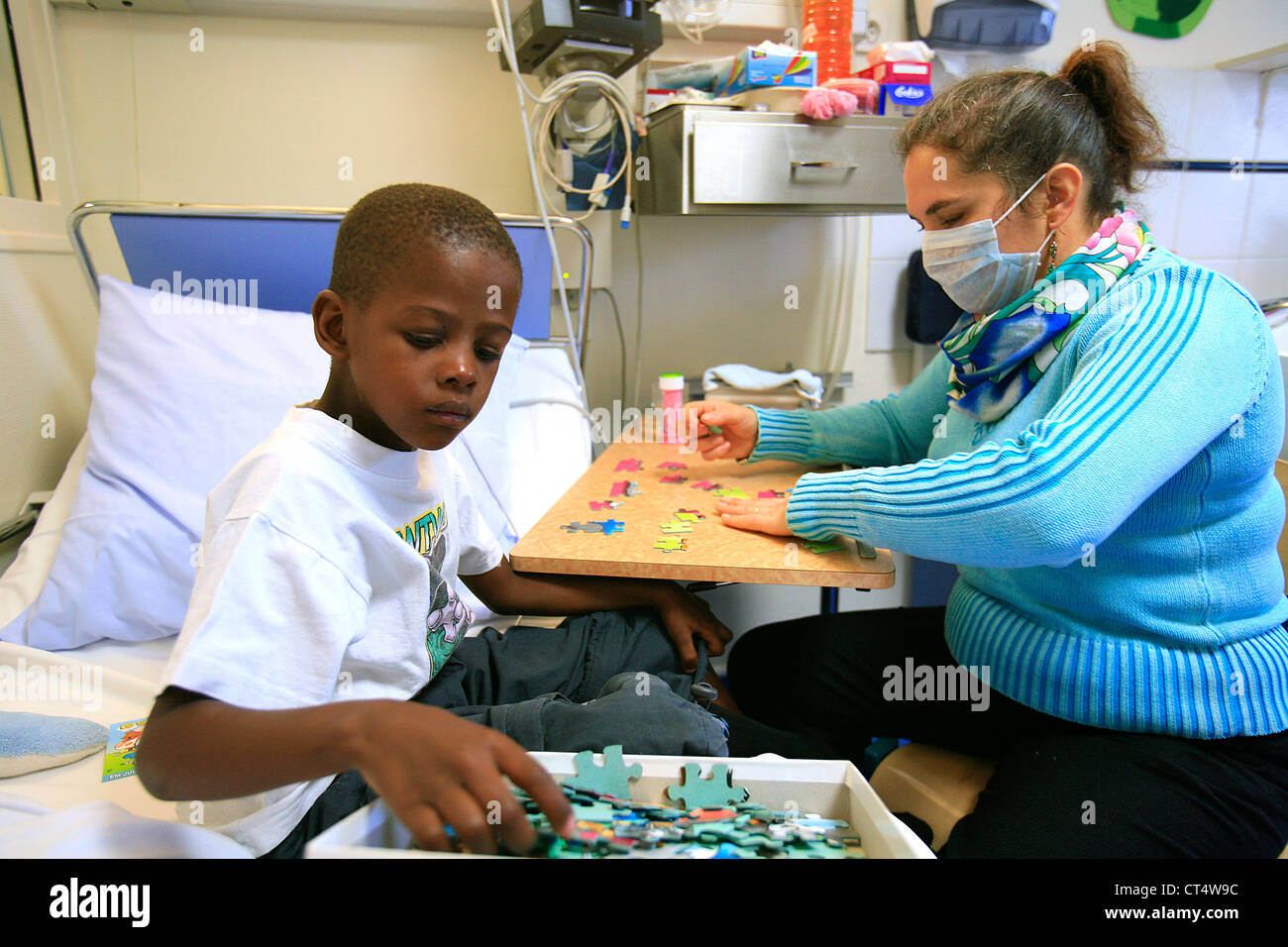 CHILD HOSPITAL PATIENT Stock Photo - Alamy