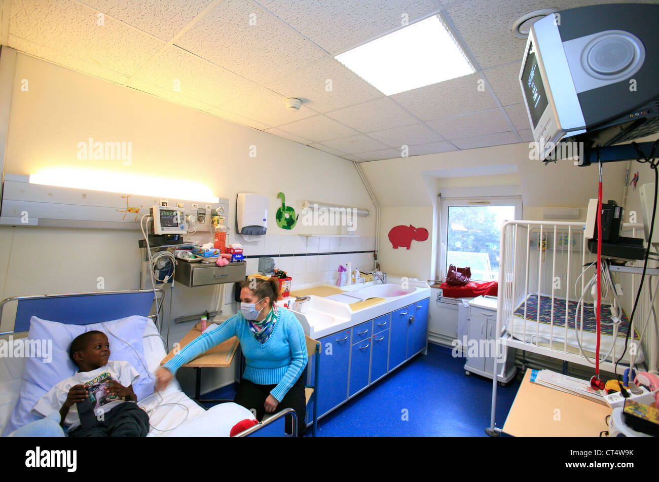 Guarding hospital hi-res stock photography and images - Alamy