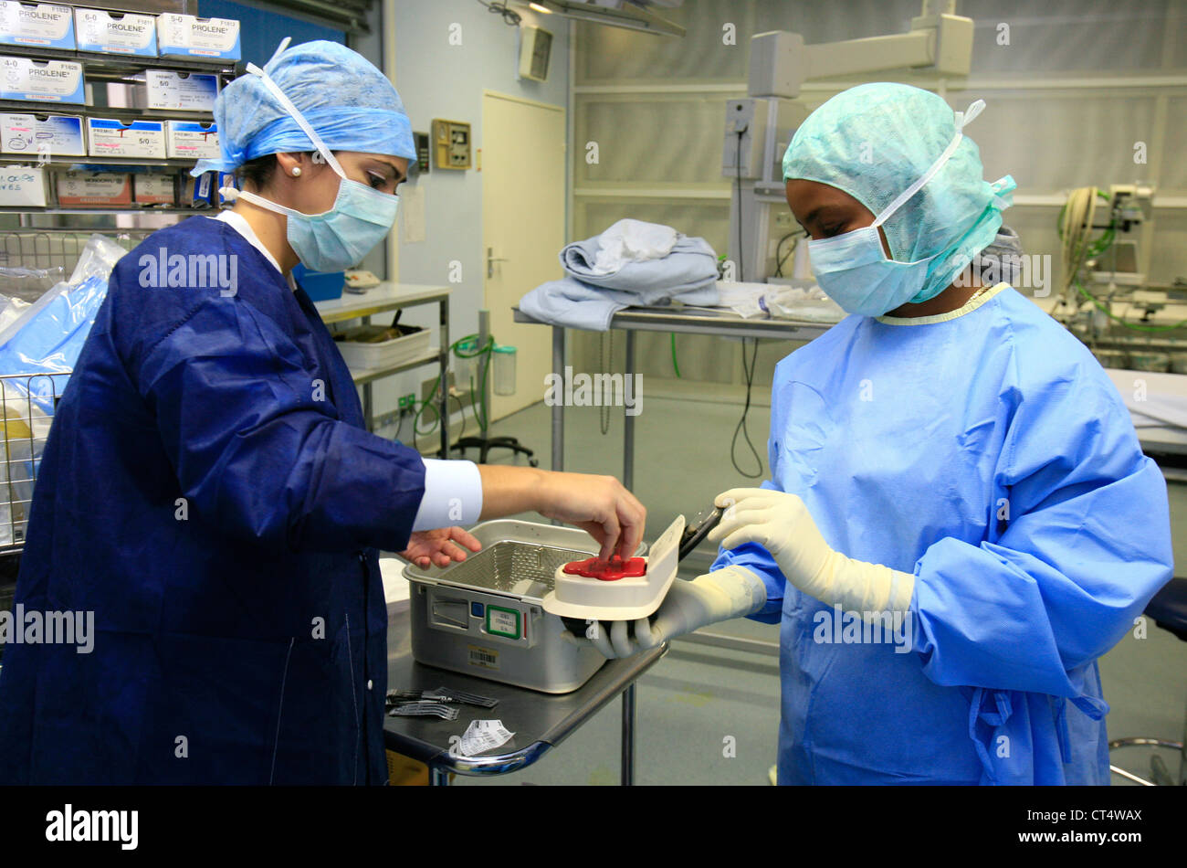 Surgical unit hi-res stock photography and images - Alamy