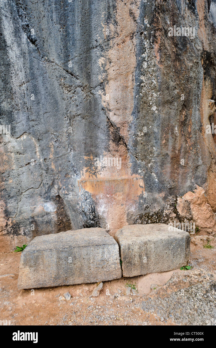 Inca altar hi-res stock photography and images - Alamy