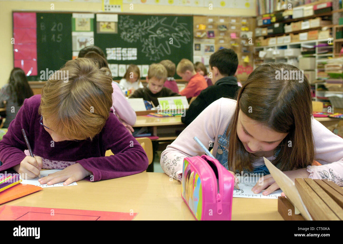 Tuttlingen, lesson in an elementary school Stock Photo - Alamy