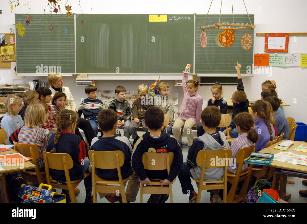 Primary school lessons hi-res stock photography and images - Alamy