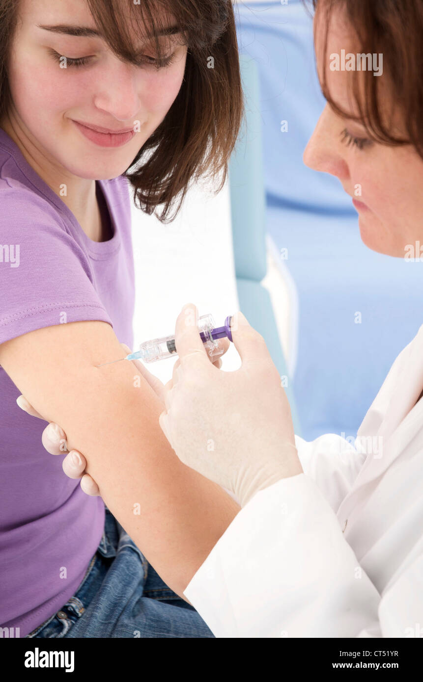 CERVICAL CANCER VACCINE Stock Photo - Alamy