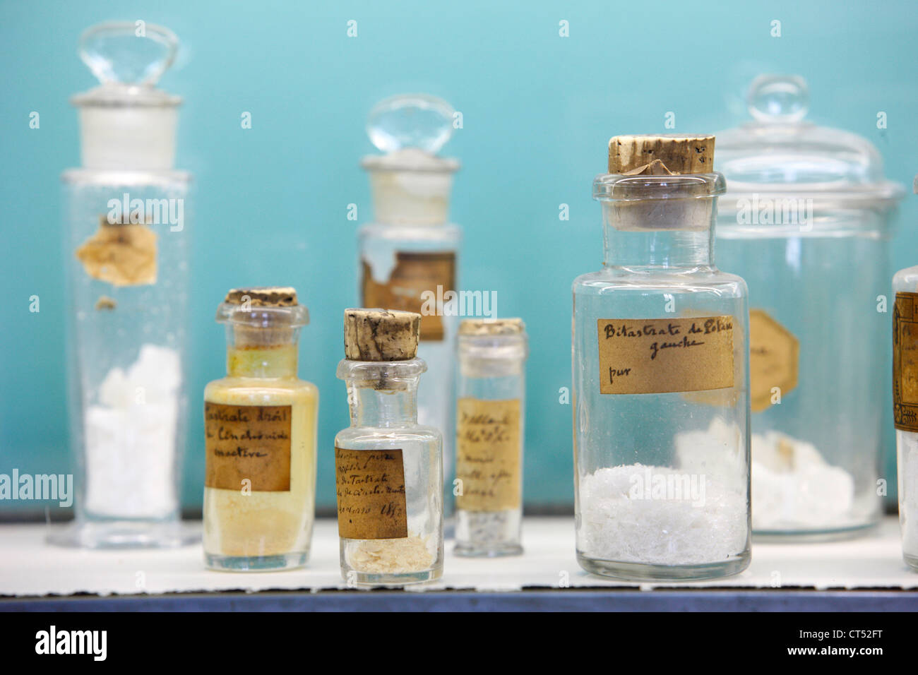 Pasteur flask hi-res stock photography and images - Alamy