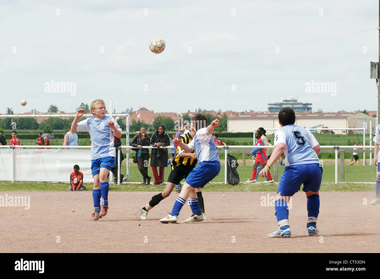 11 year old boys soccer hi-res stock photography and images - Alamy
