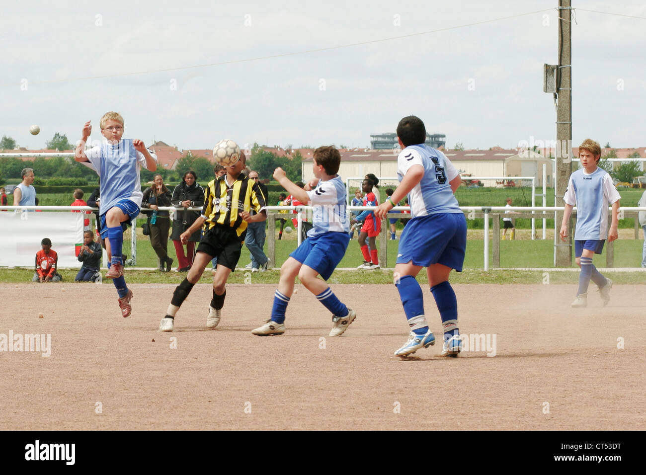 11 year old boys soccer hi-res stock photography and images - Alamy