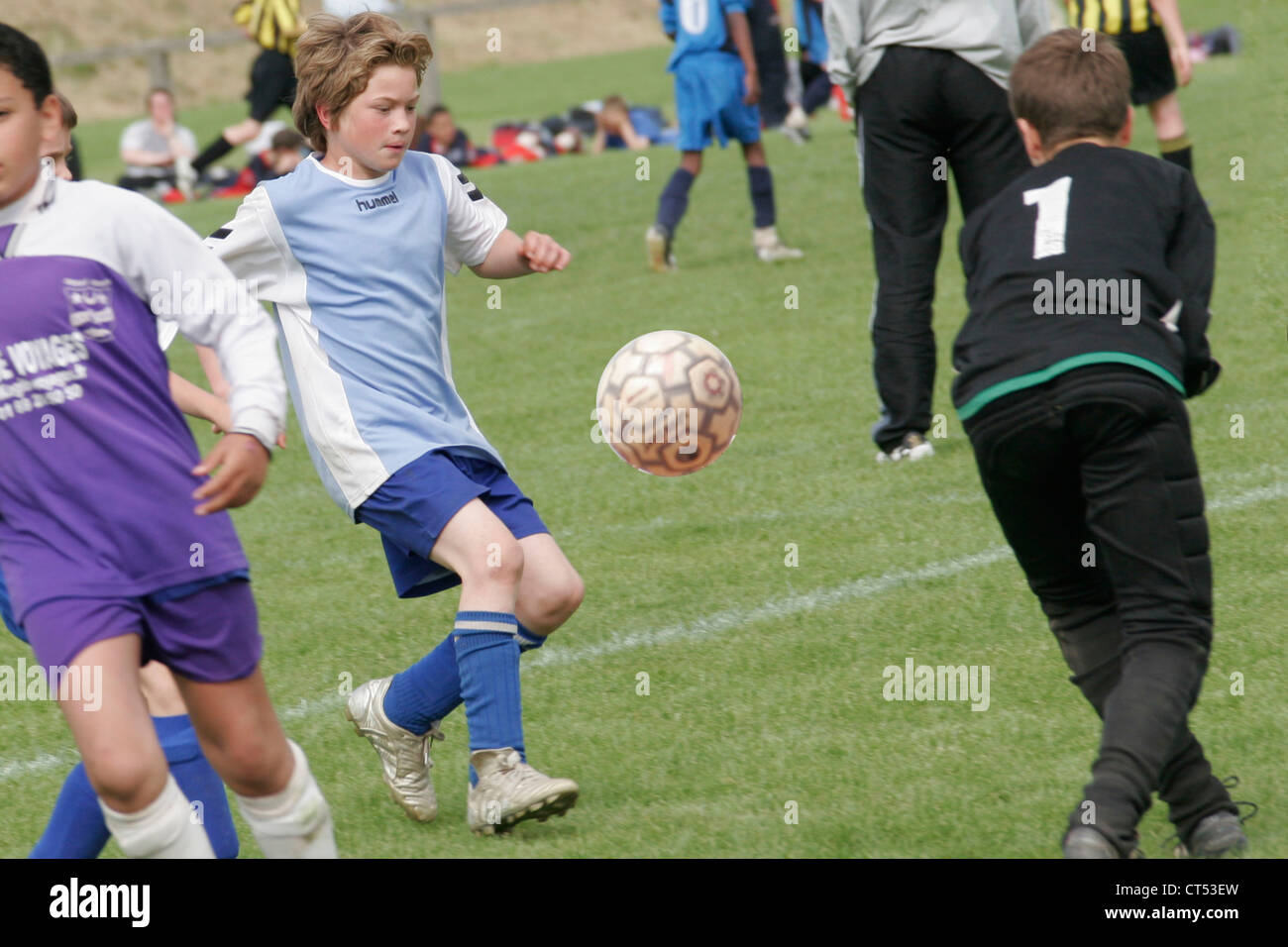 11 year old boys soccer hi-res stock photography and images - Alamy