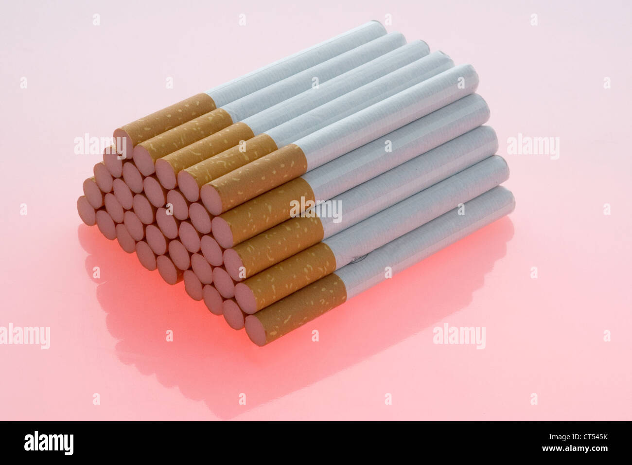 Nano White Cigarette Price No Smoking Sign In Chinese Hi-res Stock ...