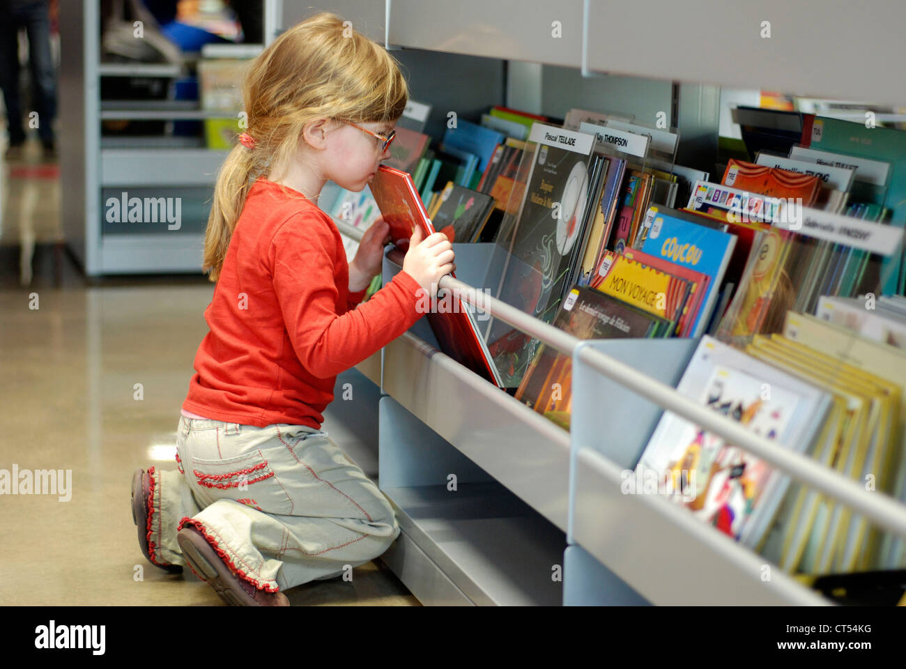 3 5 year old, library hi-res stock photography and images - Alamy