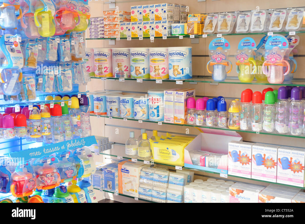 NON-PRESCRIPTION DRUG STORE Stock Photo - Alamy