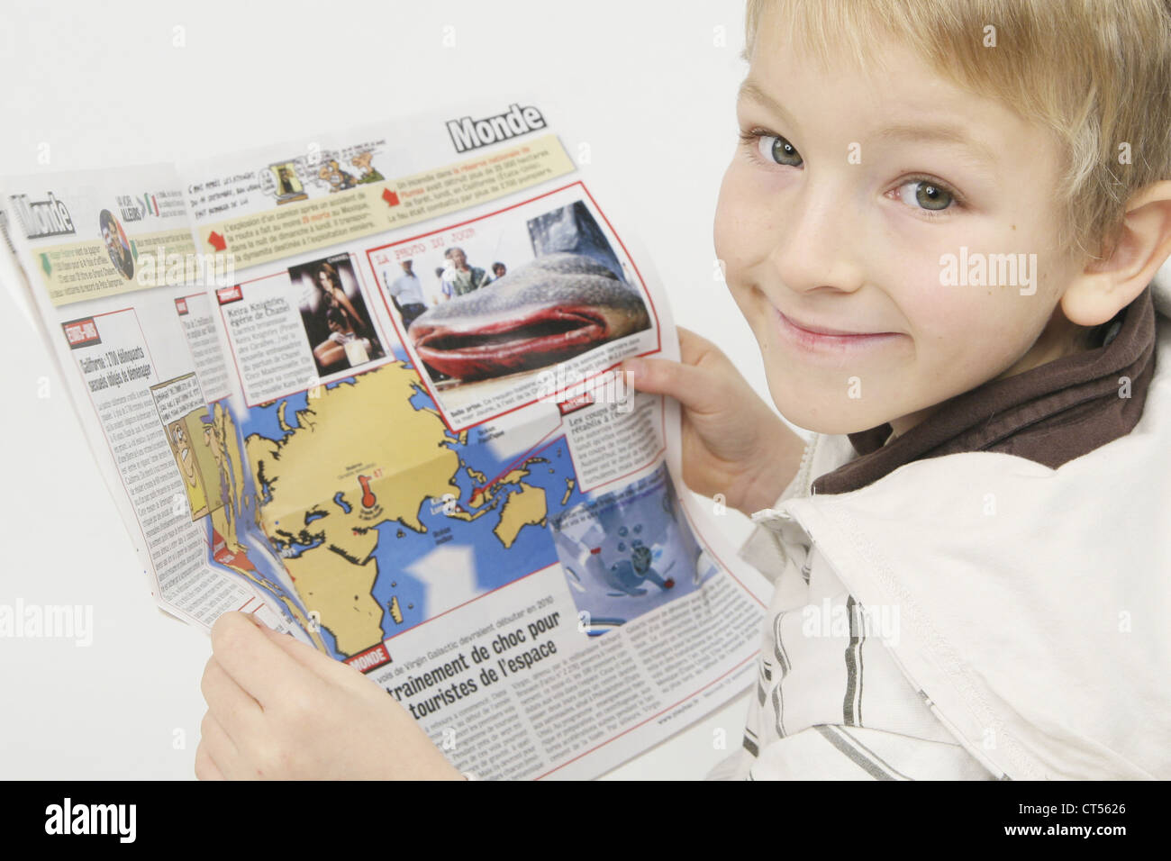 Documentation reading hi-res stock photography and images - Alamy