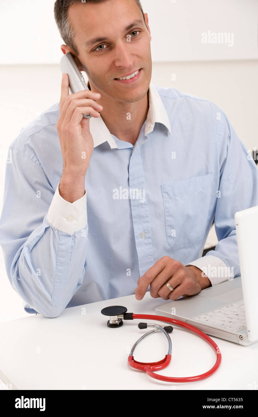 DOCTOR ON THE PHONE Stock Photo - Alamy