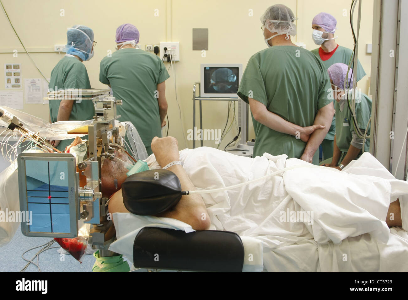 Electrostimulation hi-res stock photography and images - Alamy