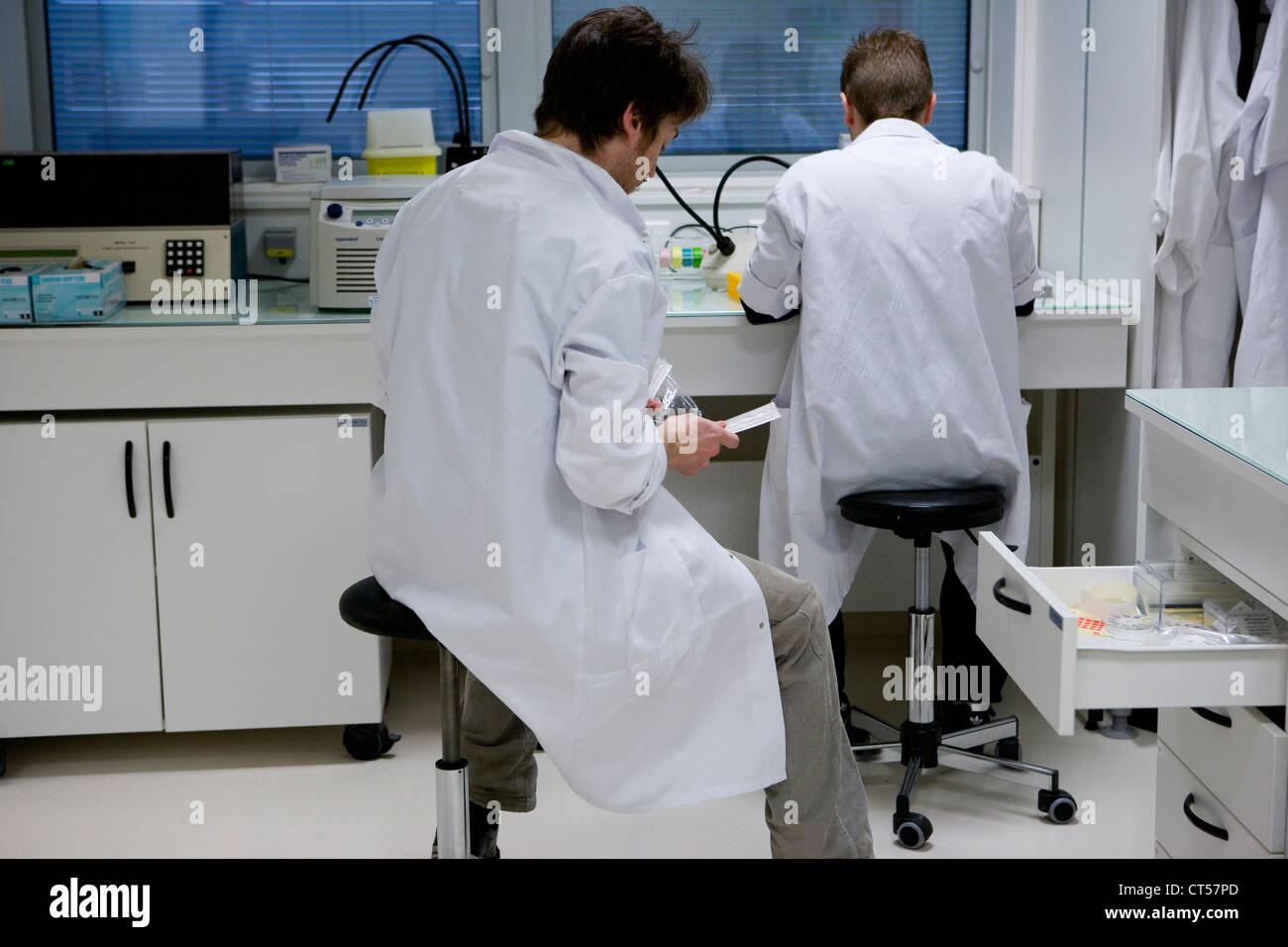 Perception research hi-res stock photography and images - Alamy