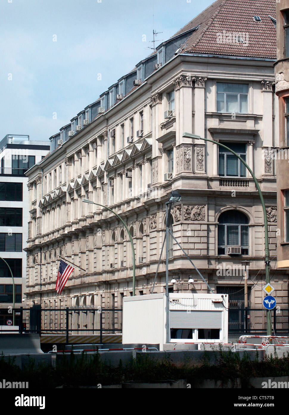 Embassy united states america hi-res stock photography and images - Alamy