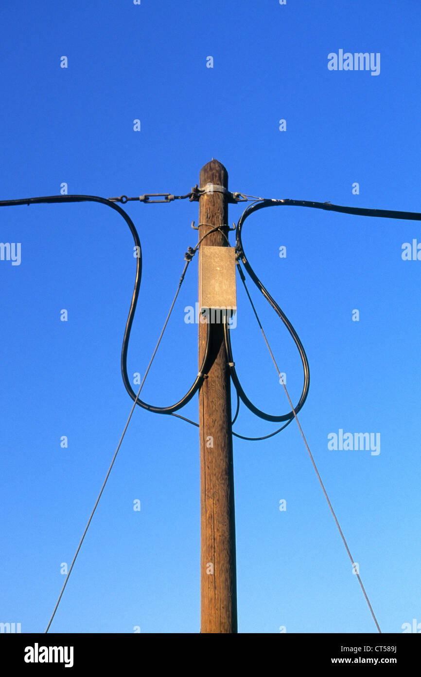 Cable pole telephone pole hi-res stock photography and images - Alamy