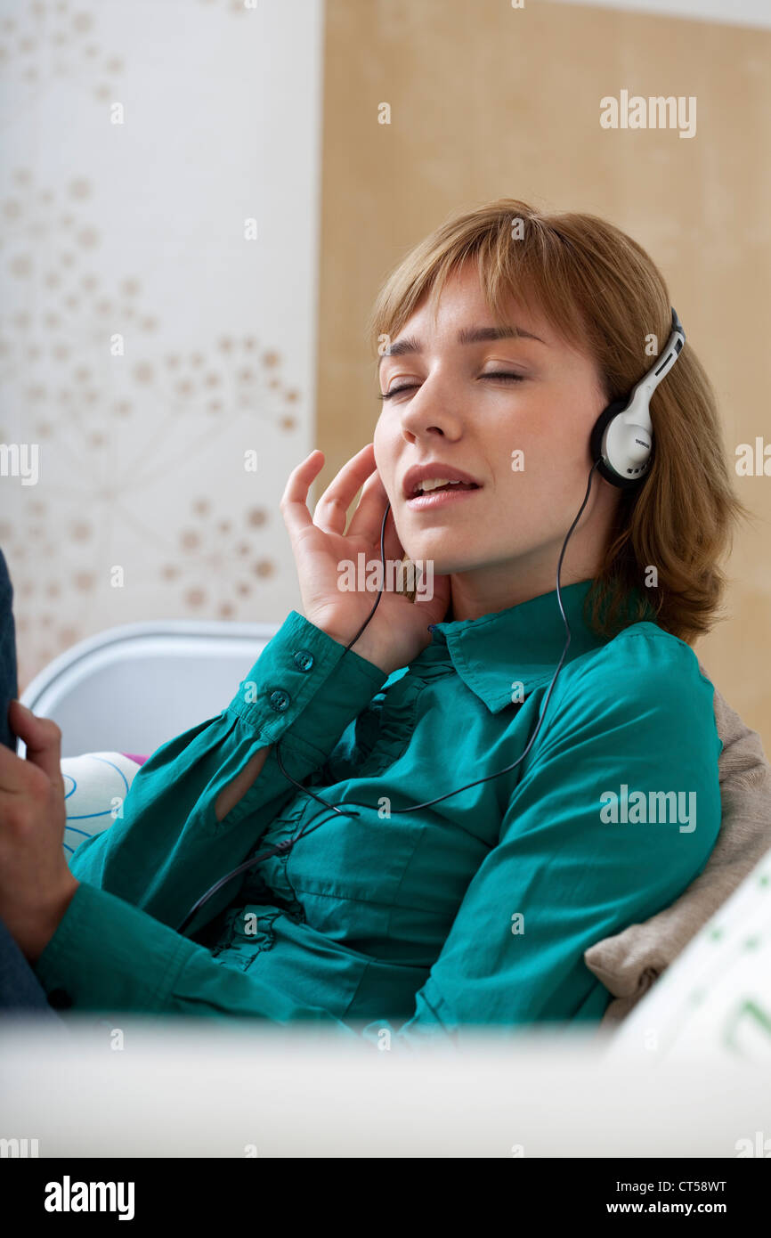 Walkmans hi-res stock photography and images - Alamy