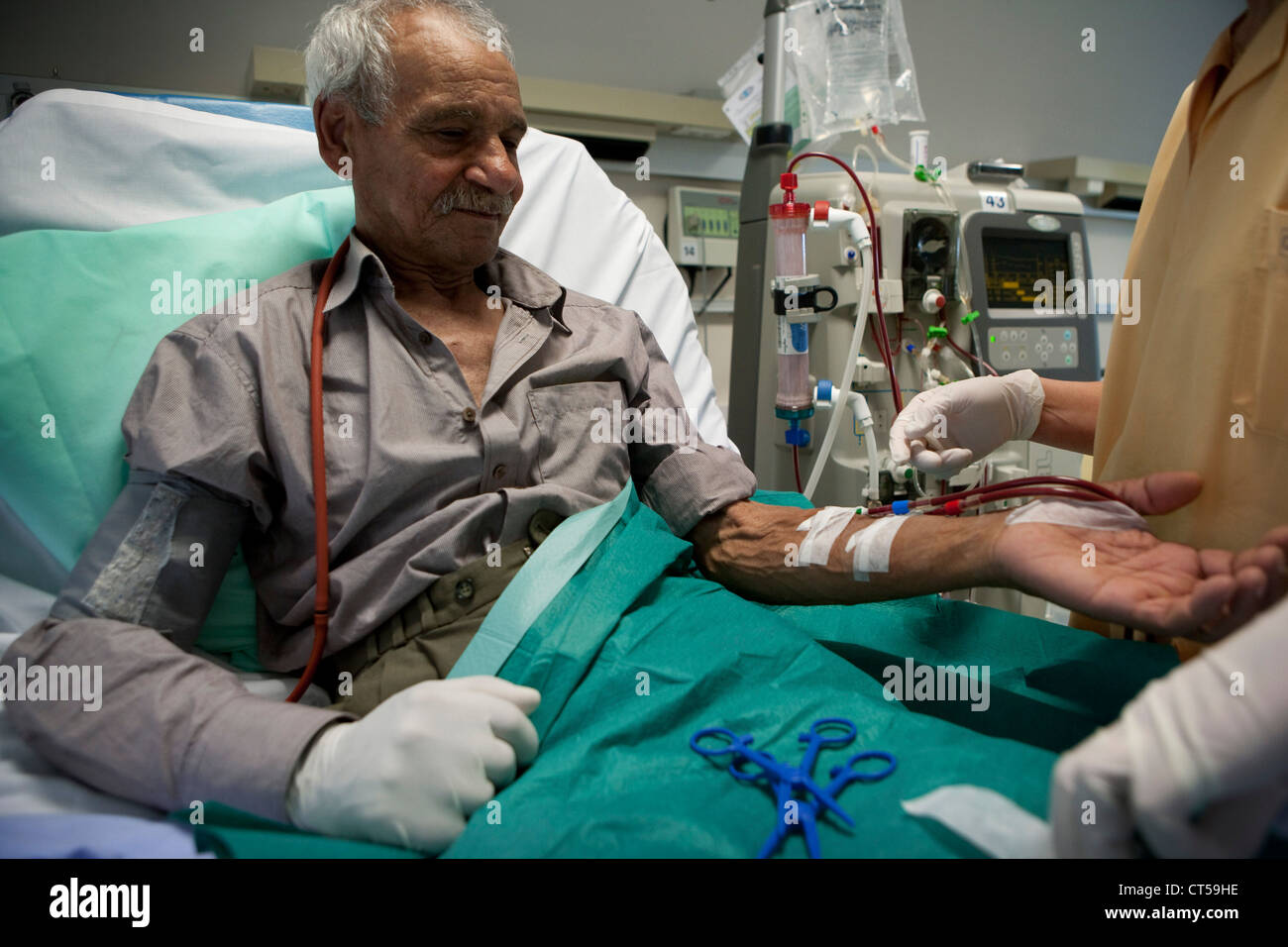 HEMODIALYSIS, ELDERLY PERSON Stock Photo - Alamy