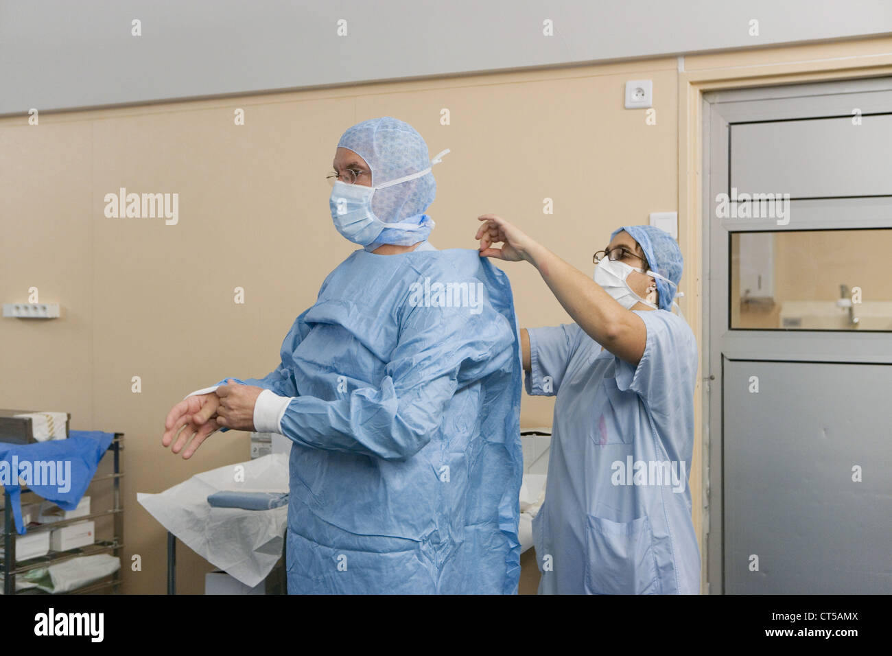 Smocks vertical hi-res stock photography and images - Alamy