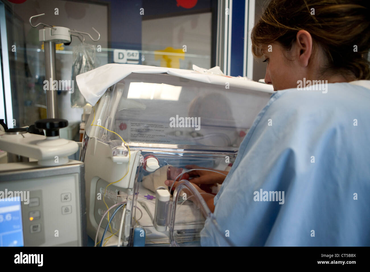 PREMATURE BABY, CARE Stock Photo - Alamy