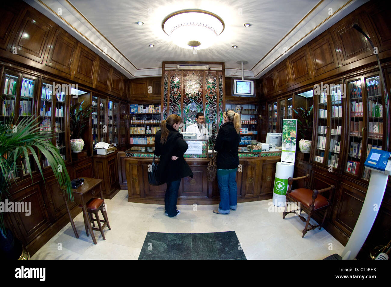 Pharmacy pharmacist store inside hi-res stock photography and images ...