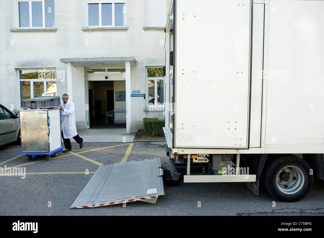 Hospital truck hi-res stock photography and images - Alamy